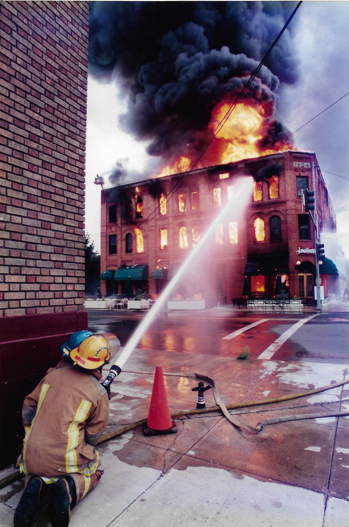 Blast from the Past / 1997: Lewiston landmark burns