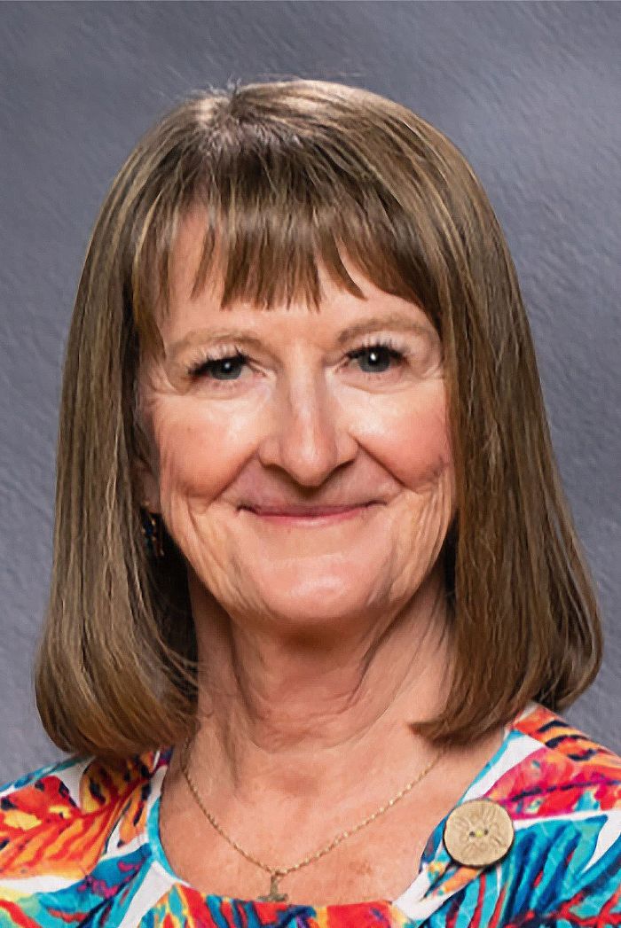 Lewiston School Board keeps leadership intact