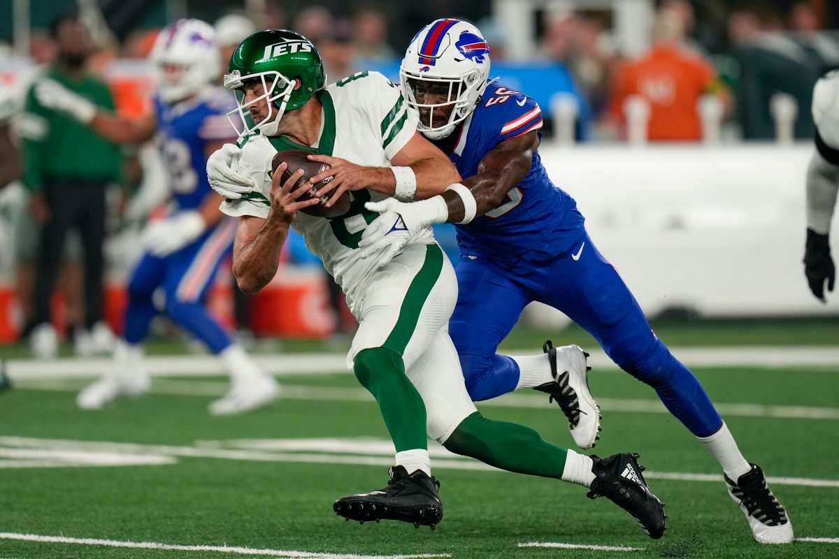 NFL fields: grass vs. turf