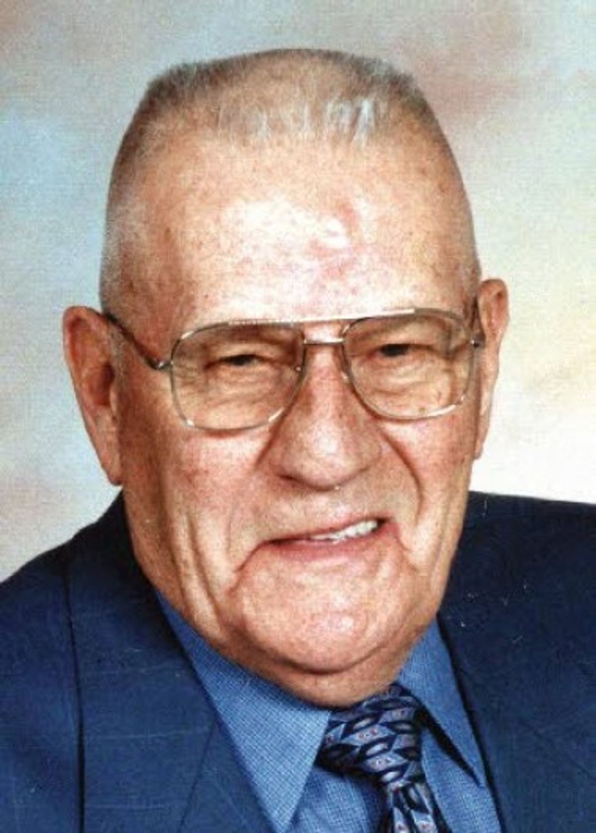 Roy J. Stelljes, 87