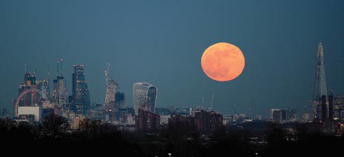 Feature photo: Lunar trifecta