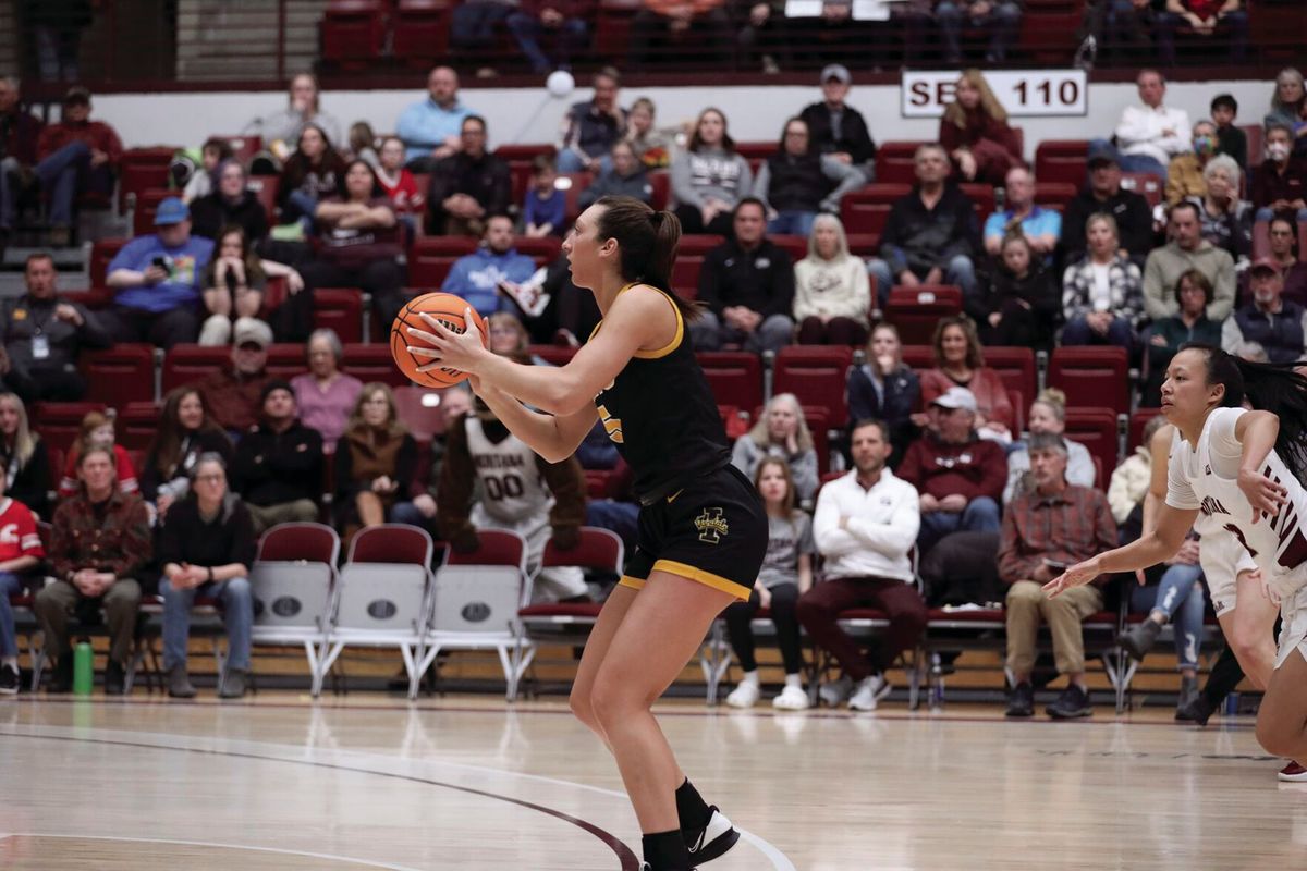 Area roundup: Bea’s 40 not enough for Idaho women at Montana