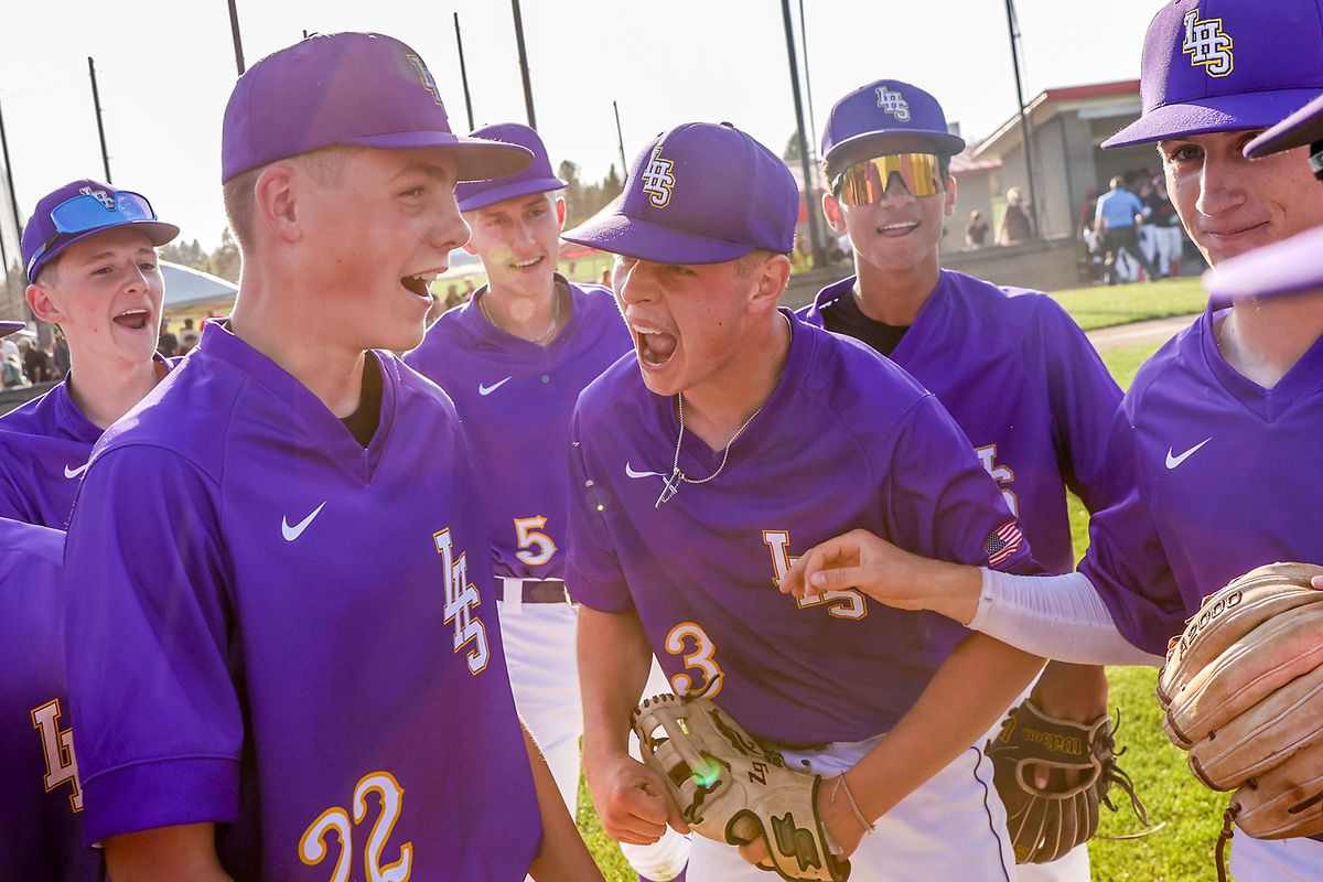 Bengals beat Bears for baseball crown