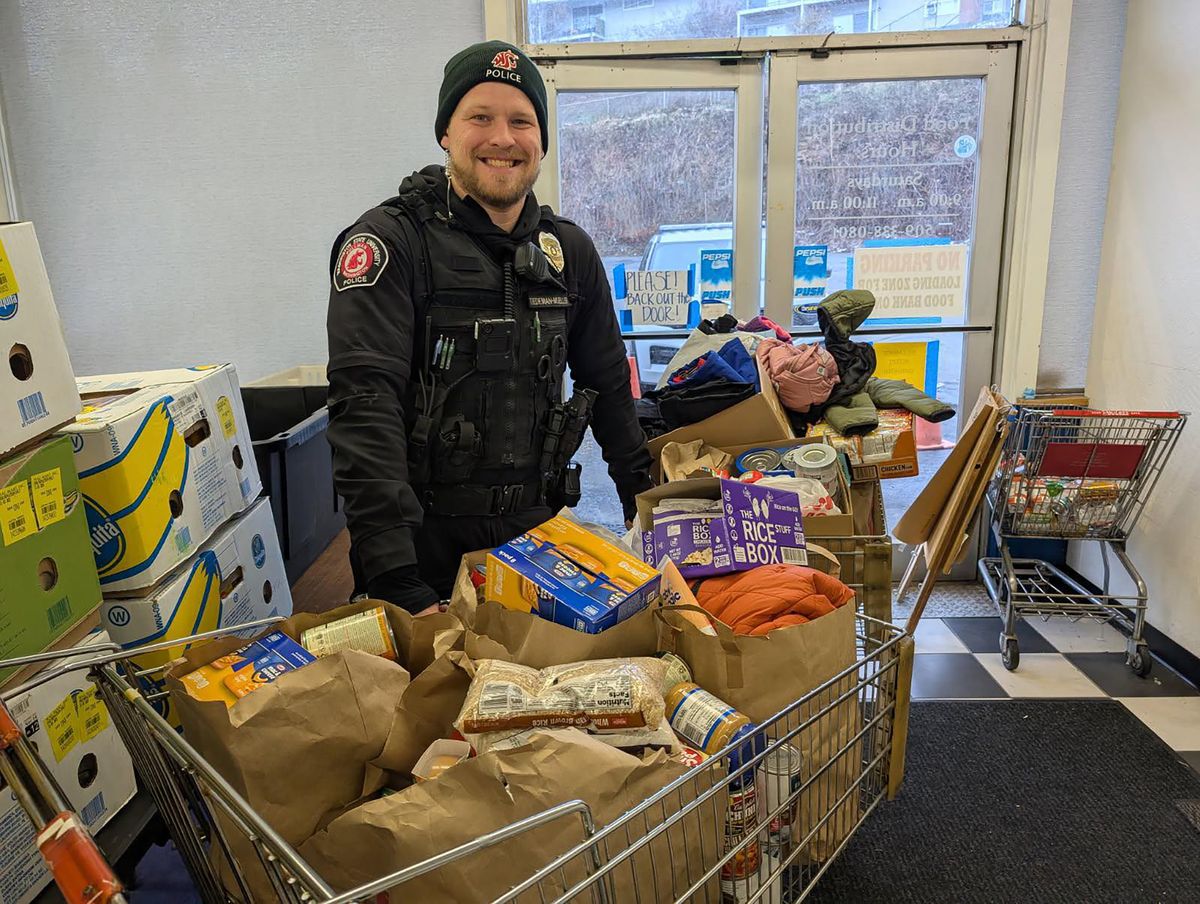 WSU police win cops’ food drive for charity