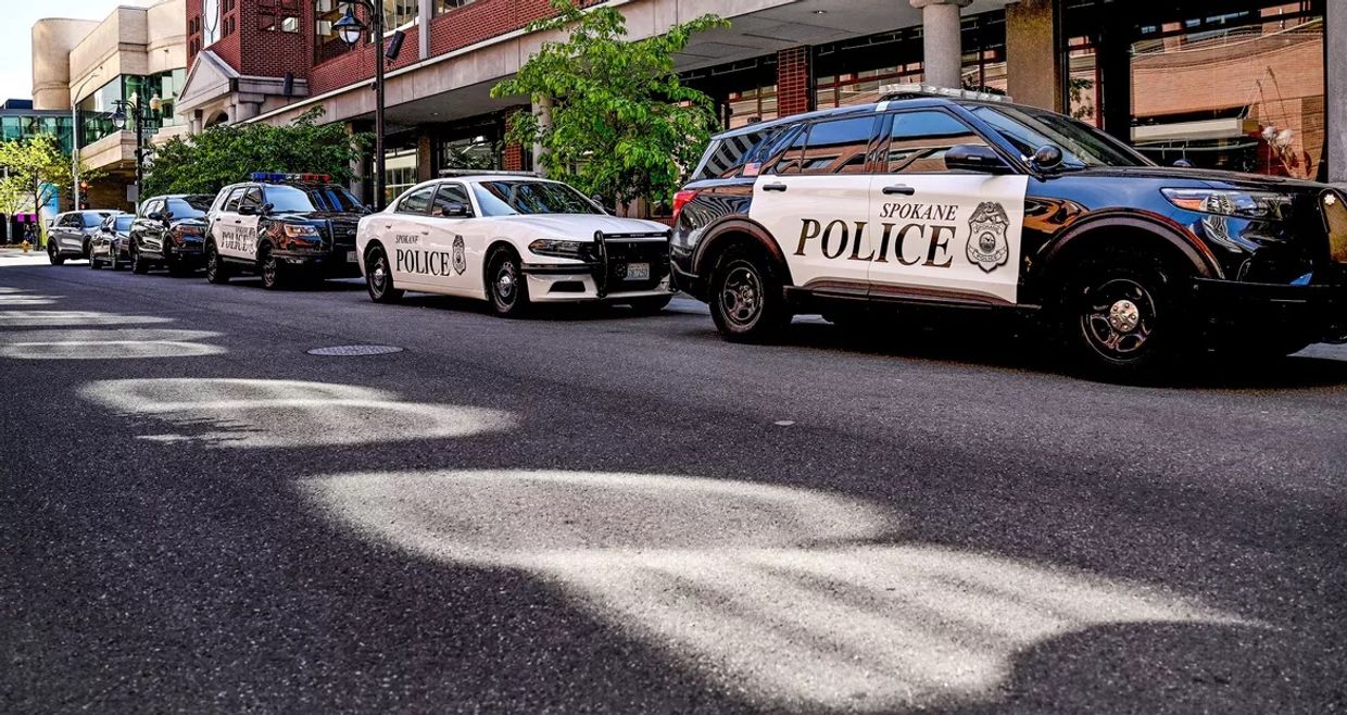 Two Spokane Police officers resign amid investigation for on...