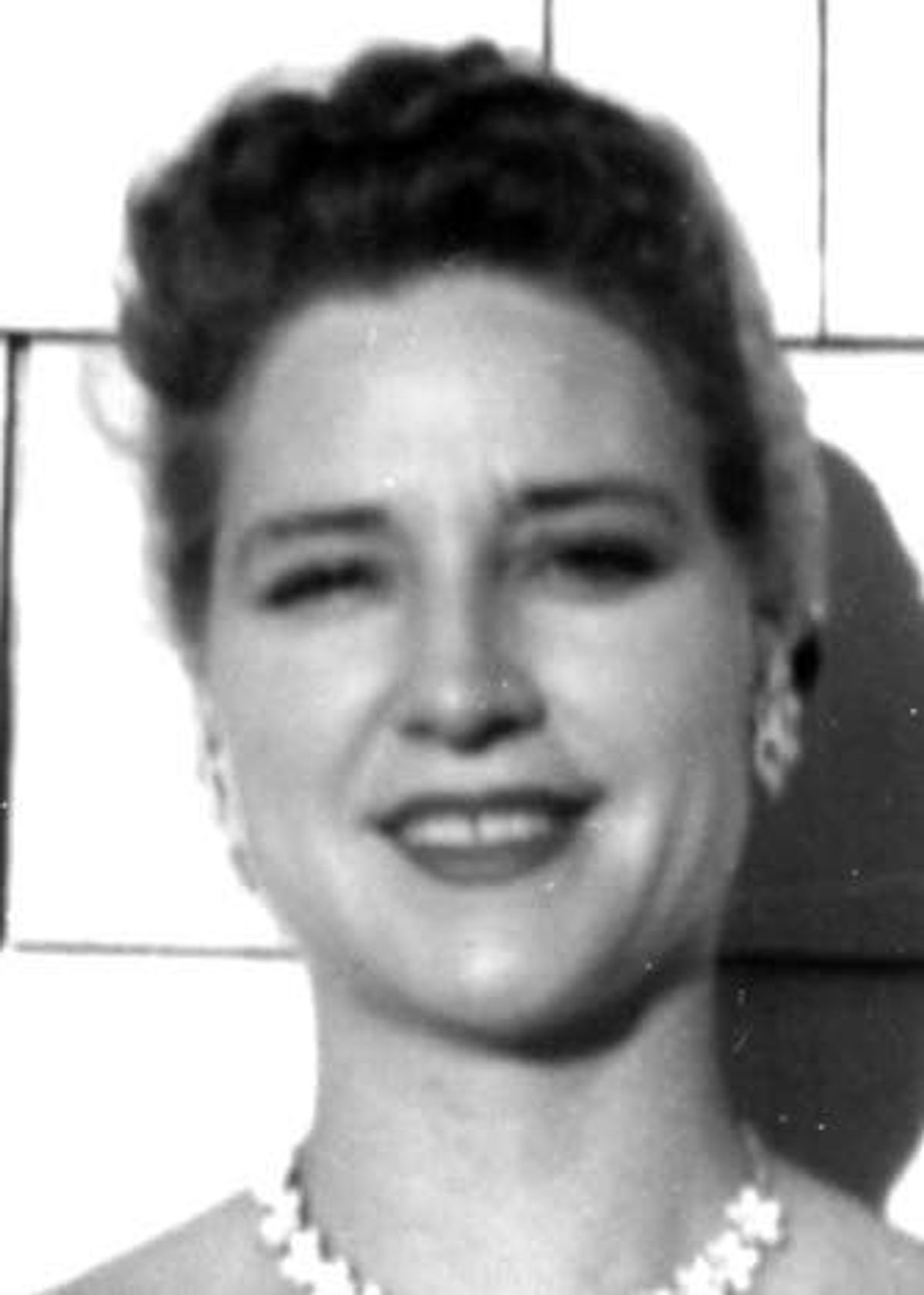Shirley Edna Glover