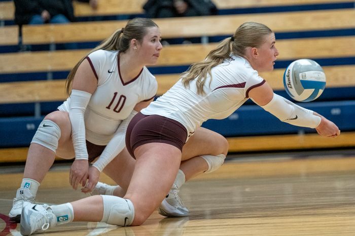 Kubs topple Trojan volleyball dynasty at Districts