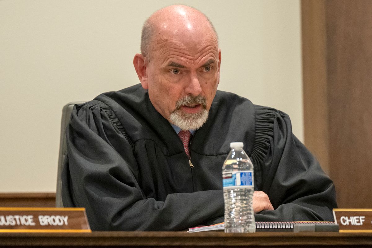 Chief Justice G. Richard Bevan announces retirement from Ida...