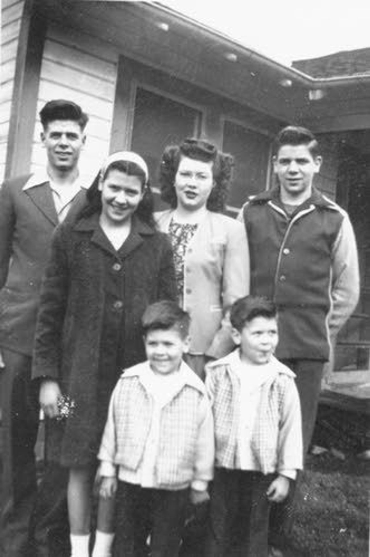 1946: The Ruddell children