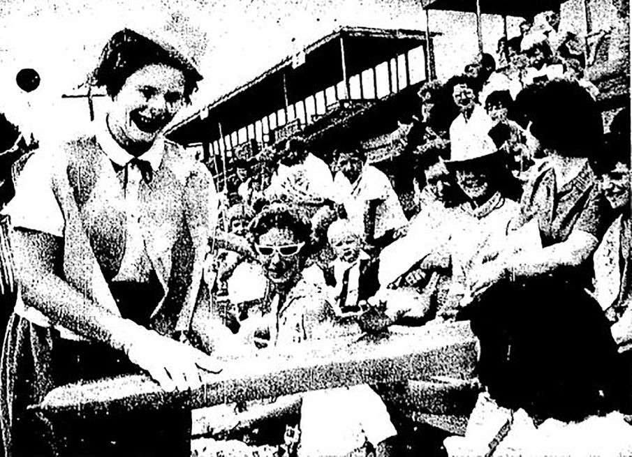 Reporter Finds Clowns Work Not So Easy As She Joins Shrine Circus Trou...