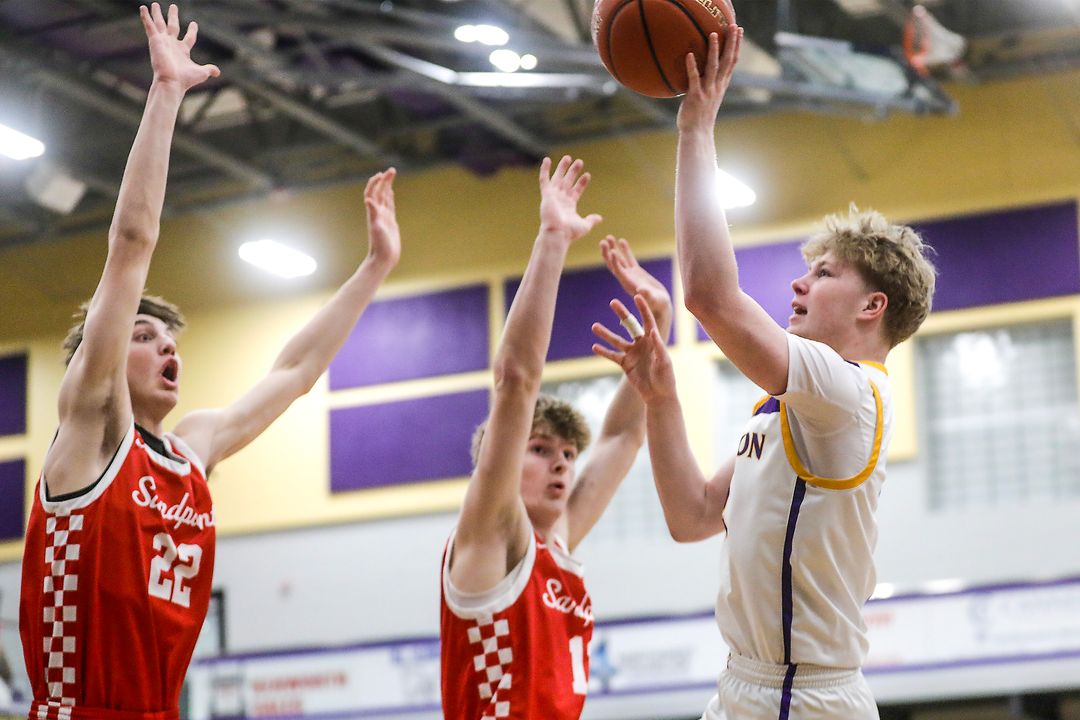 PREP ROUNDUP: Lewiston’s Fisher sets 5A state tournament rec...