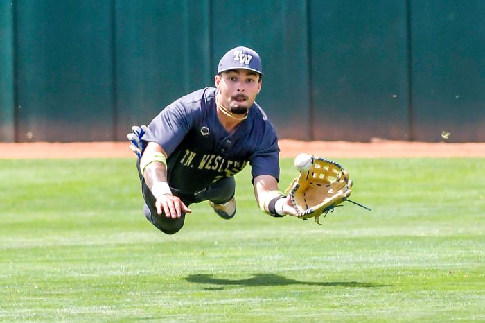 UPDATED AT 9:49 P.M.: NAIA WORLD SERIES: Southeastern pitcher bottles ...