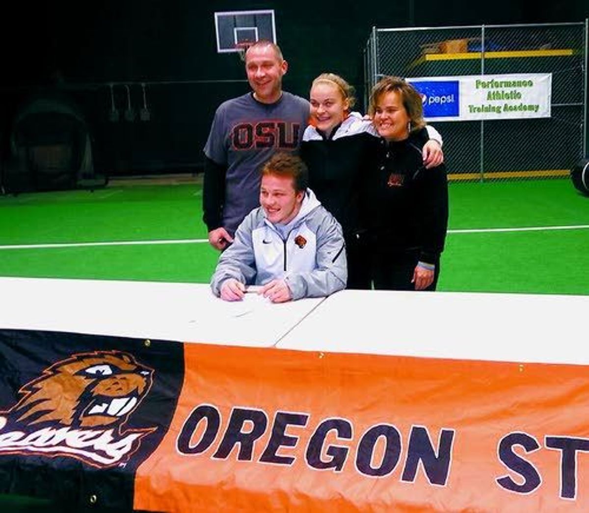 Parson signs on with Oregon State