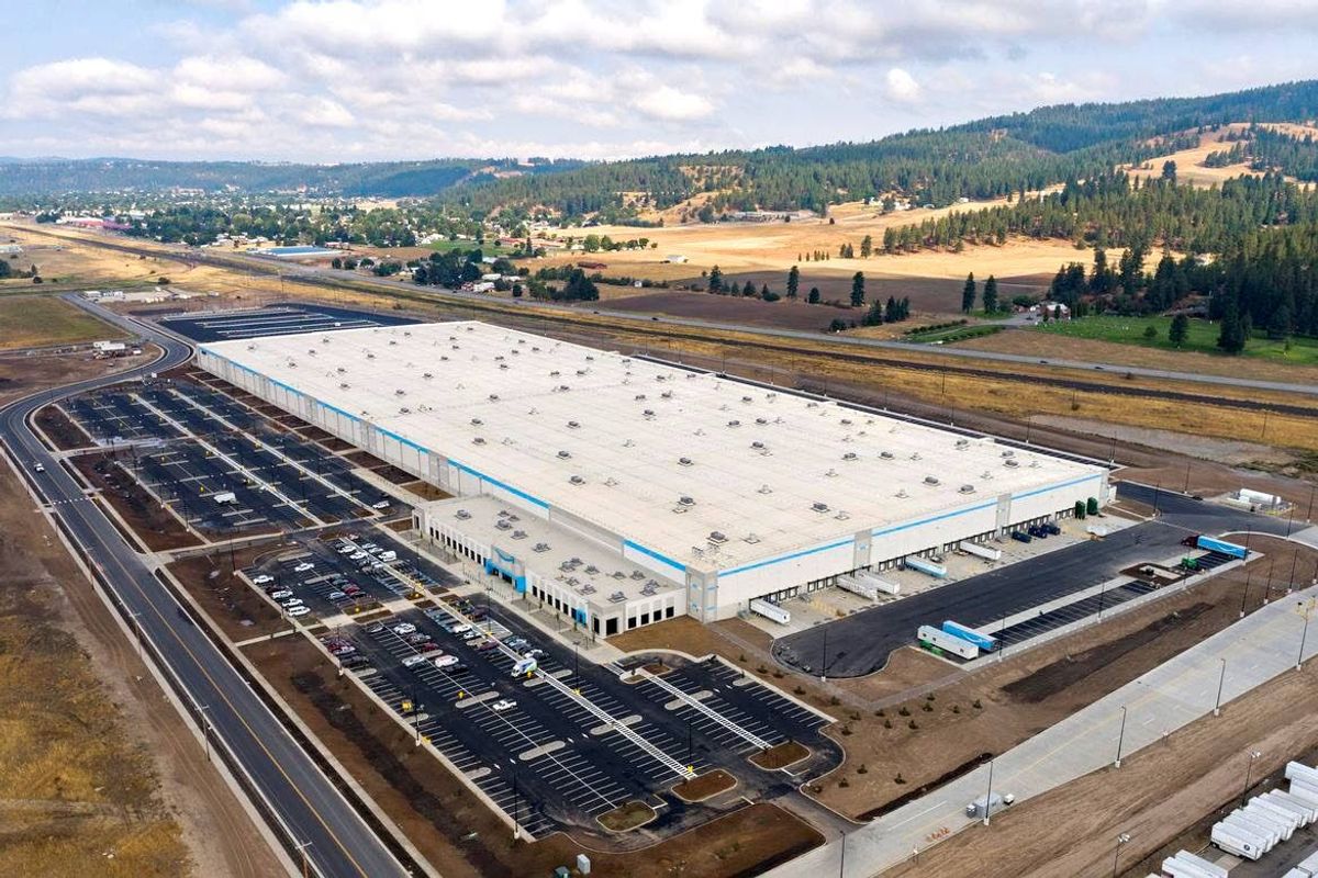 Amazon opens fulfillment center in Spokane Valley