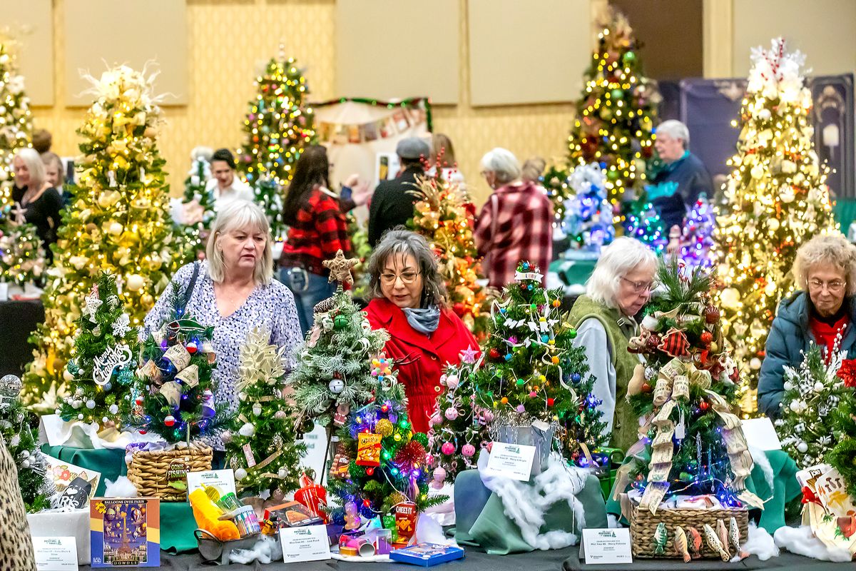 Festival of Tree fundraiser starts Thursday at Clearwater Ri...