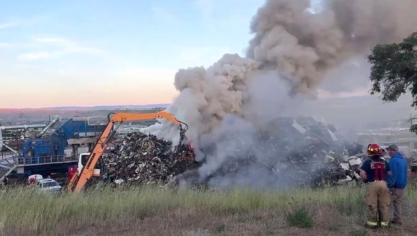 Fire at salvage yard in North Lewiston sends cloud of smoke ...