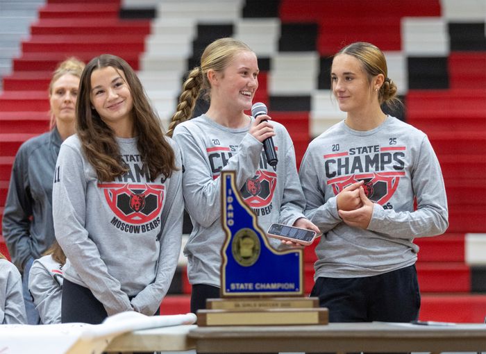 Looking back at the top sports stories of ’25