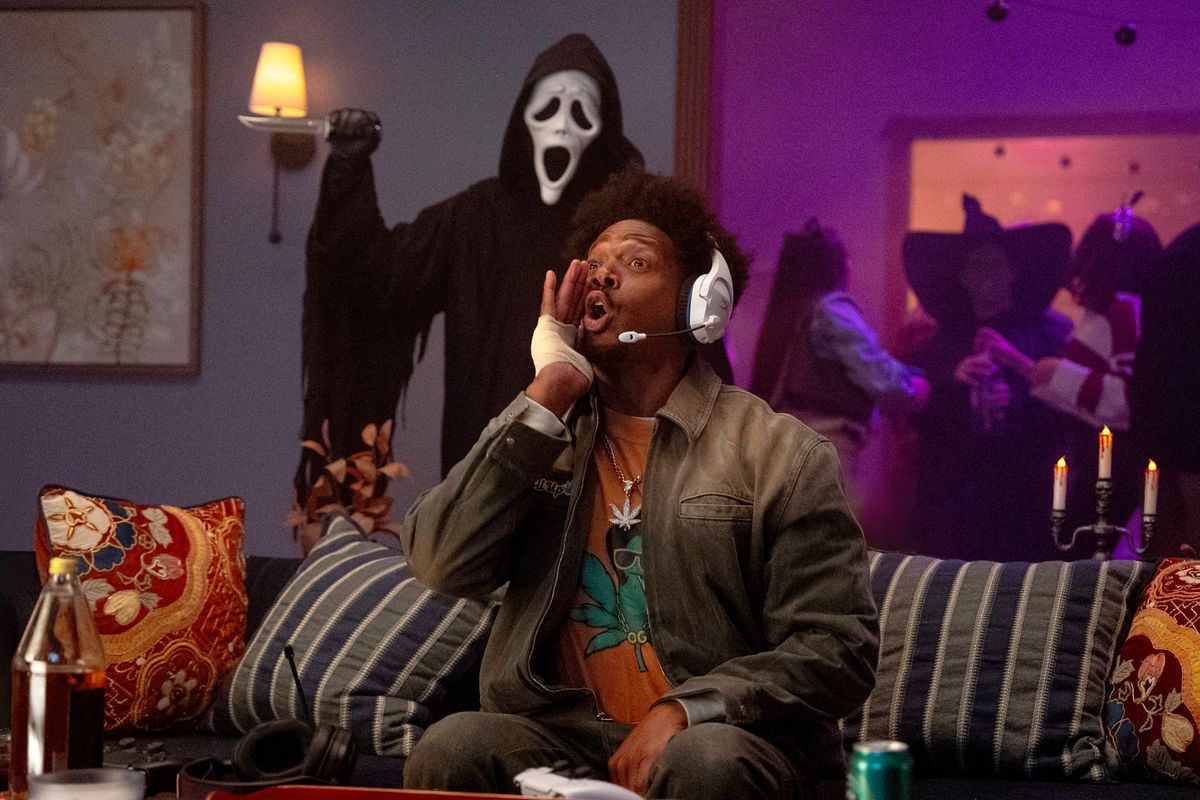 Commentary: Newest ‘Scary Movie’ is cringey, crass and salva...