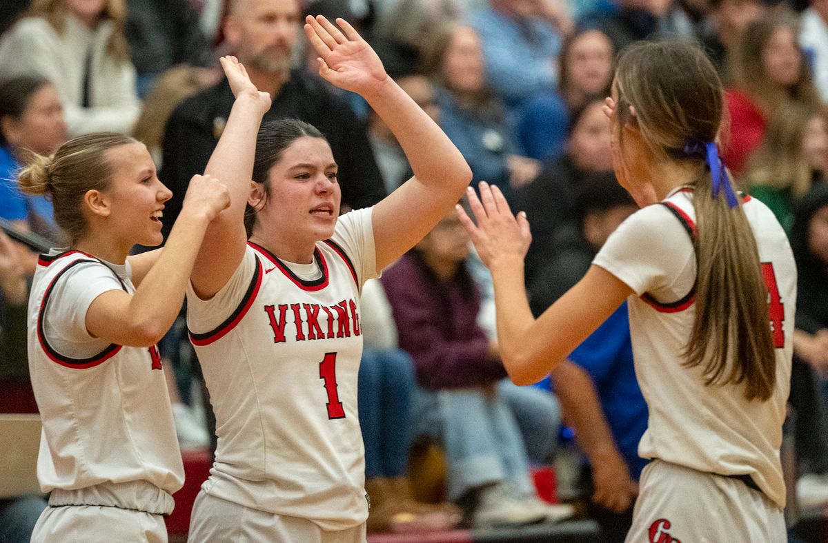 Gar-Pal girls avenge loss from last year, claim league tourn...