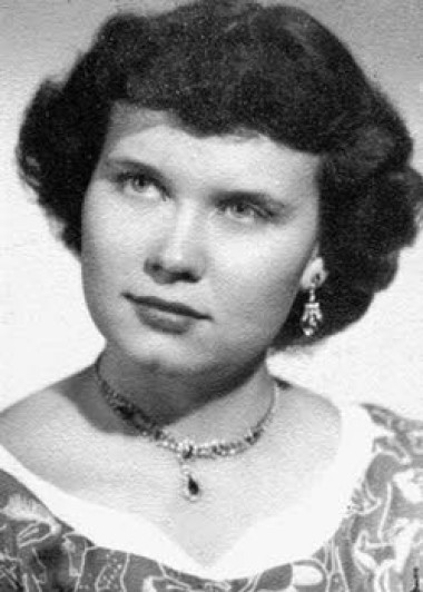 Claire Schultz, Clarkston