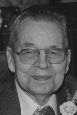 Carl W. Stillman, 84, Lewiston
