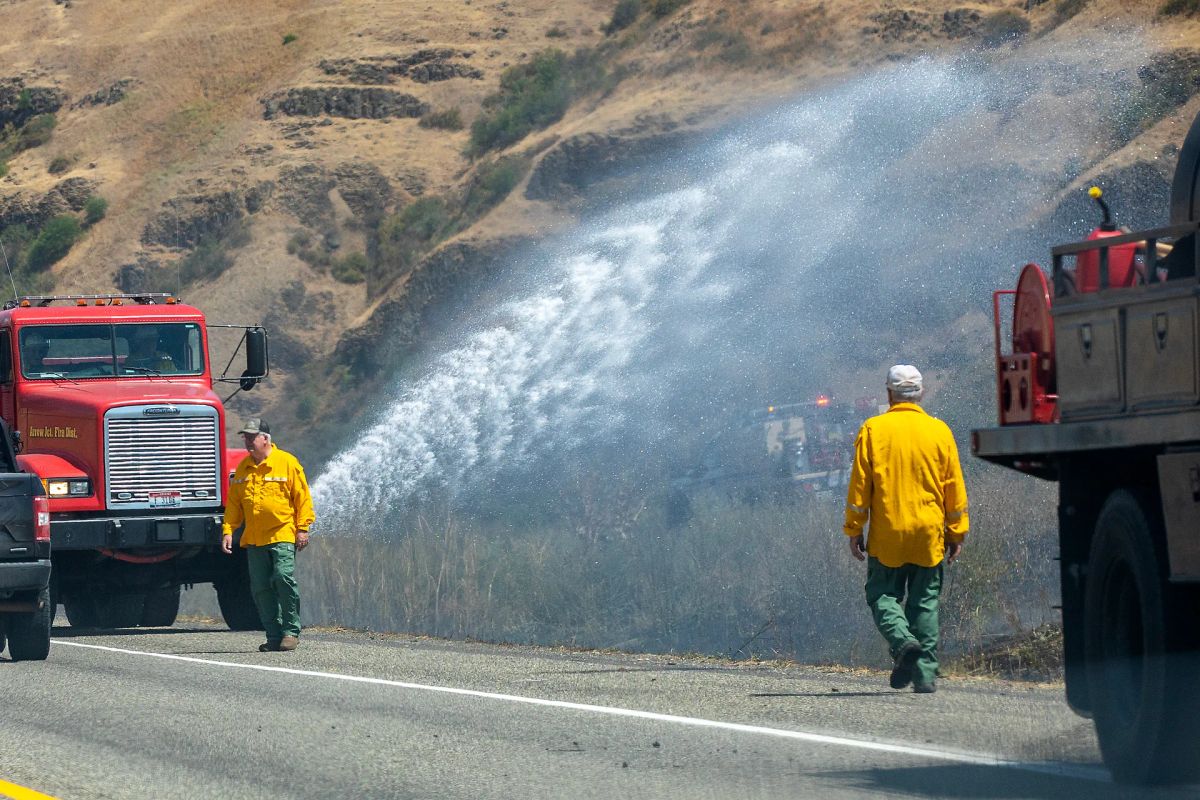 Deary fire at 77 acres
