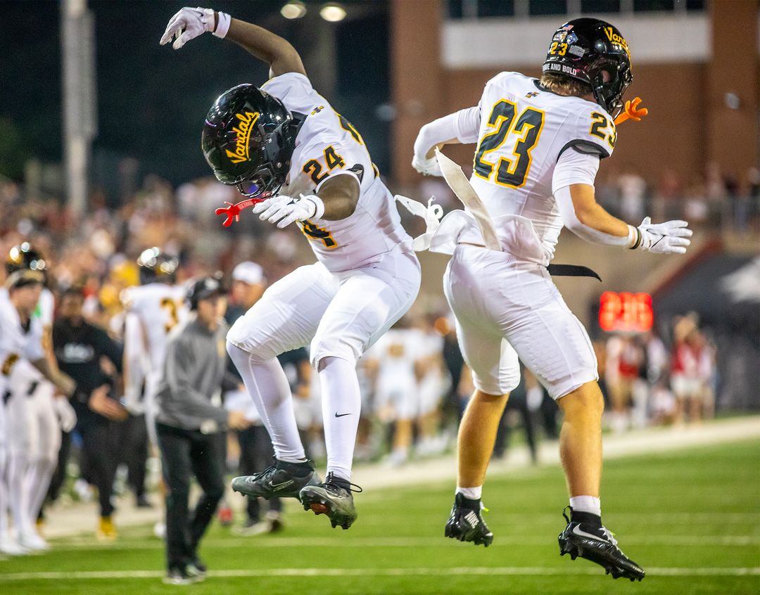 VANDAL NOTES: ‘Fightin’ Taters’ helmet scripts and shirts set to make ...