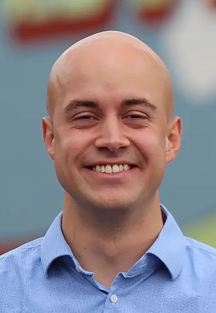 Lewis leading Moscow mayor race