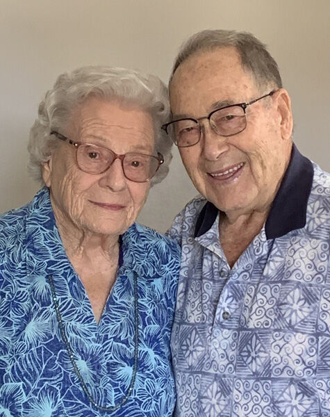 76th anniversary: Pete and Evelyn Holt