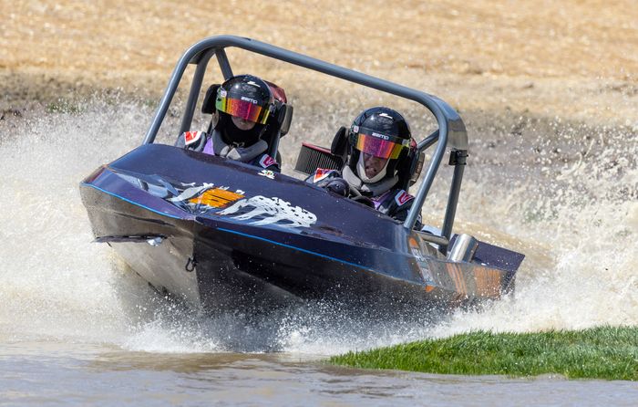 Sprint boat racing arrives with a splash