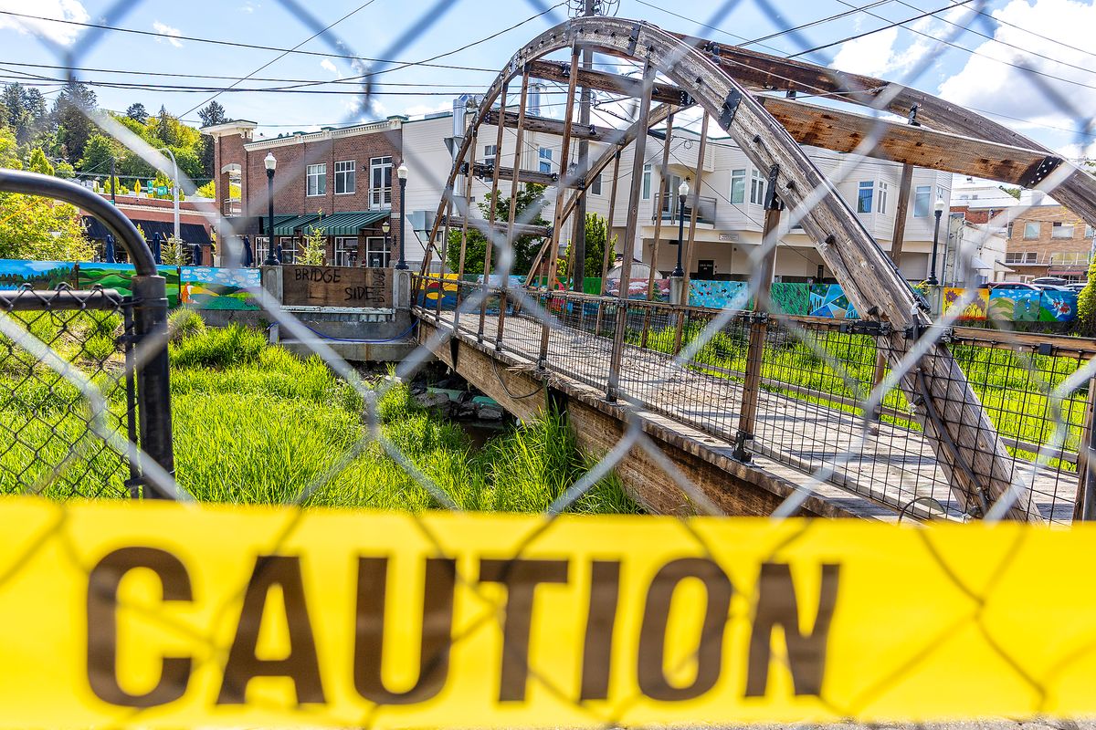 Pine Street pedestrian bridge slated to be fixed by late Aug...