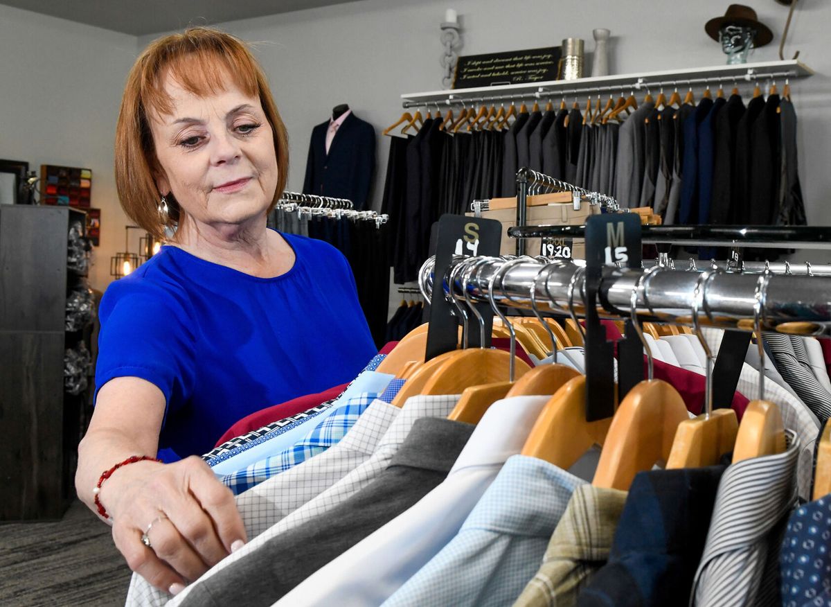 BIZ BITS: Formal wear experts move to new Moscow location
