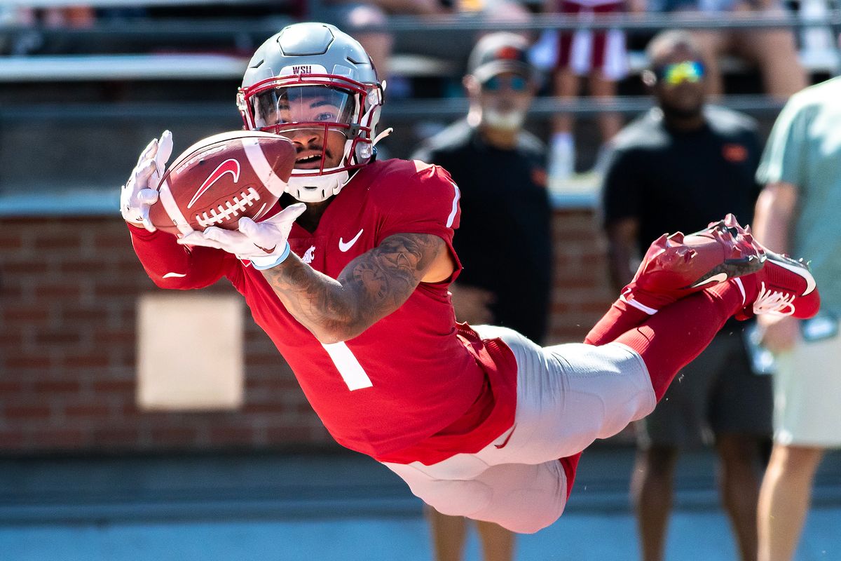 Pac-12 announces primary media rights deal with CBS for foot...