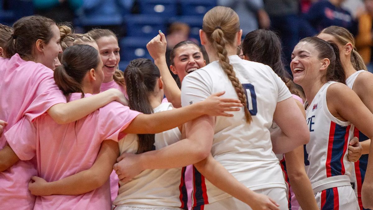 COLLEGE ROUNDUP: LC State sweeps Warner Pacific in college h...