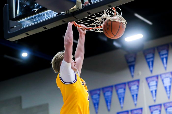 Bengals top Tigers in Avista tourney title tussle