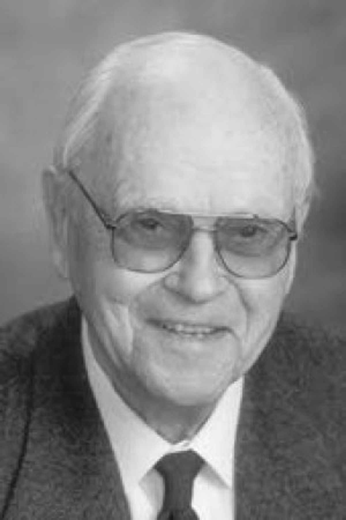 Dana L. Cleveland, 96, Pullman