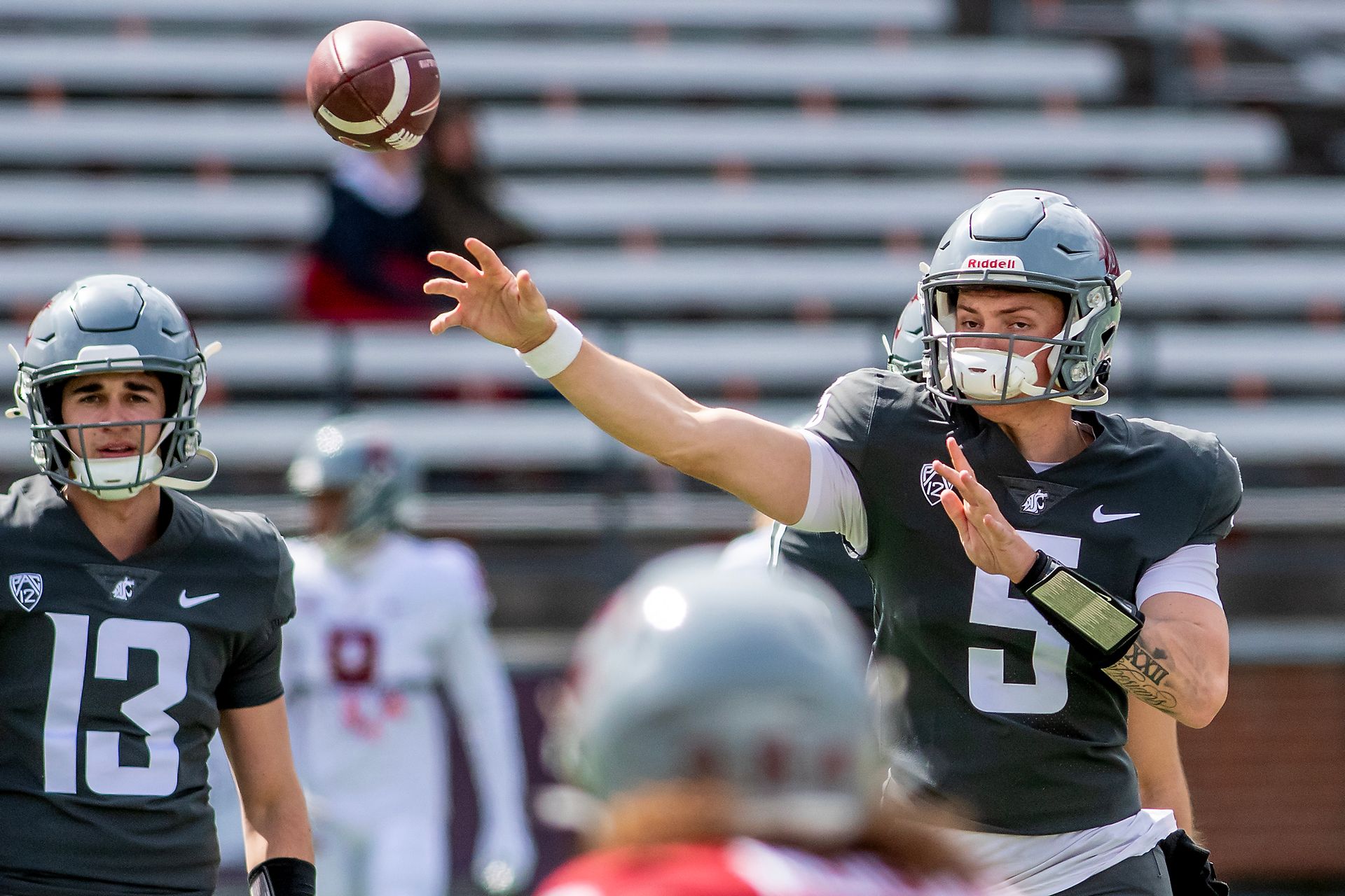 WSU coaches decline to announce starting QB before season opener