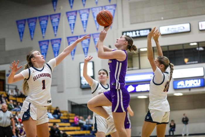 Ellensburg routs Lewiston in Avista tourney semifinals