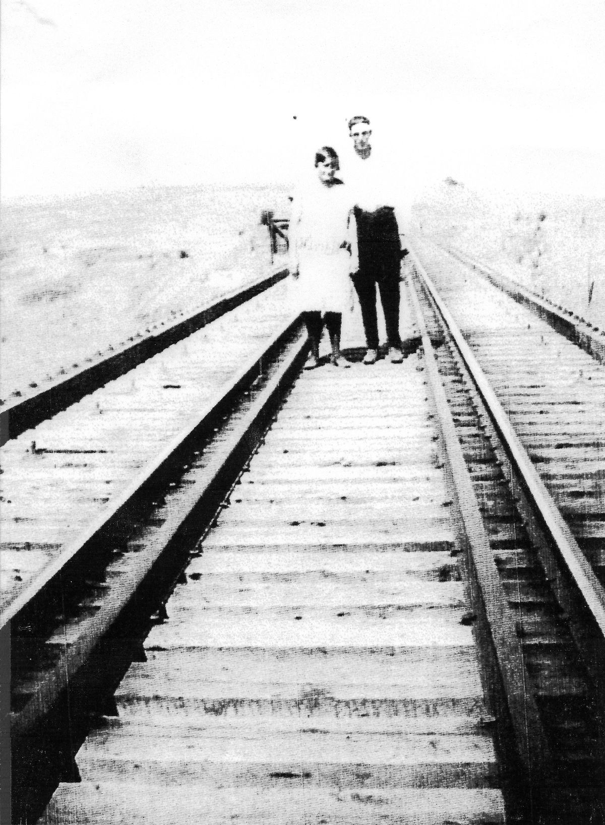 Blast from the Past / 1925: In the center of the tracks