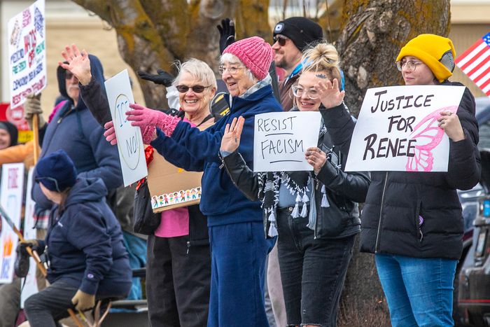 Clarkston protest of ICE shooting draws more than 100 on Sunday aftern...