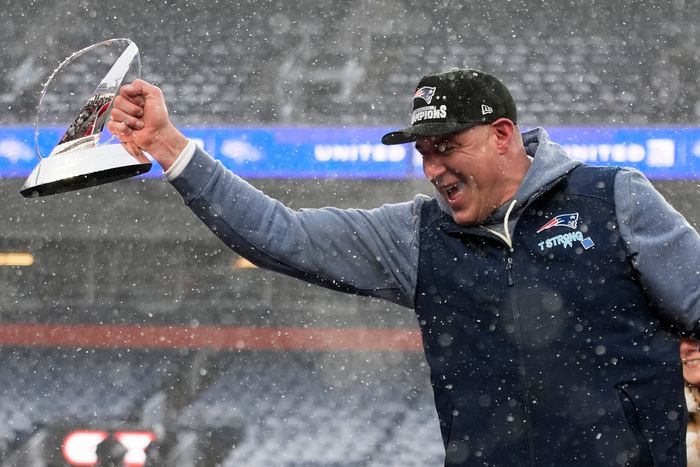 Patriots punch ticket to 12th Super Bowl with gritty win over Broncos