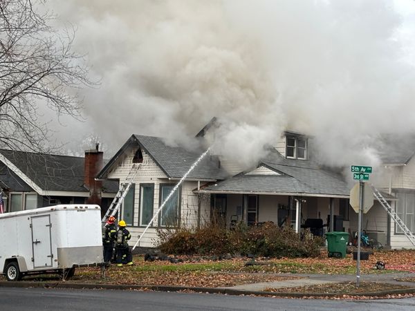 UPDATED AT 2:43 P.M.: House fire on Normal Hill causes giant plume of ...