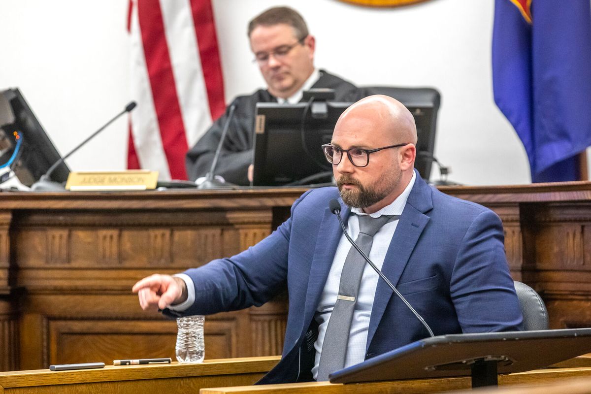 Detective describes grisly scene in Robert J. LaPlante trial