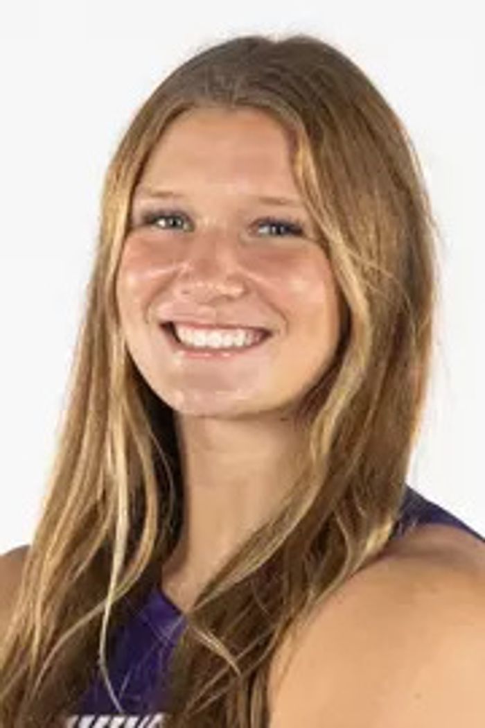 Lewiston’s Wessels, Huskies beat Wazzu in volleyball’s Apple Cup