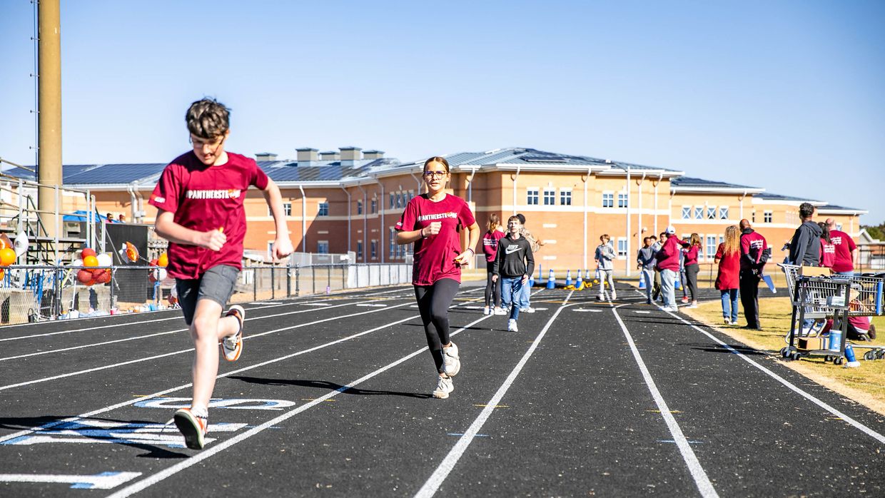 Smithfield Middle School holds Legacy Run honoring Kristin F...