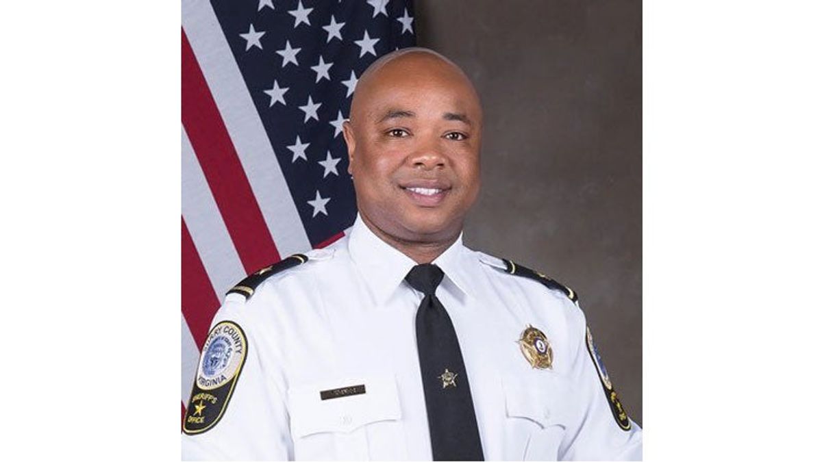 Surry Sheriff Carlos Turner wins reelection