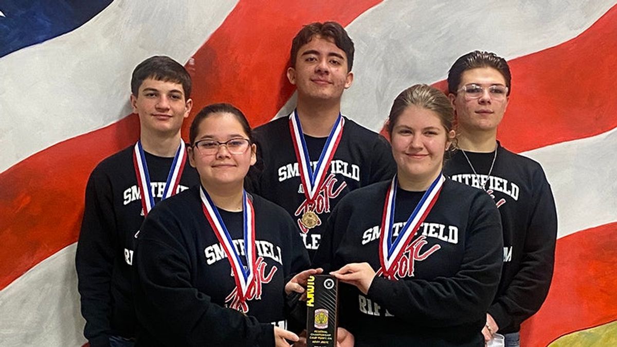 Packer rifle team climbs the ladder