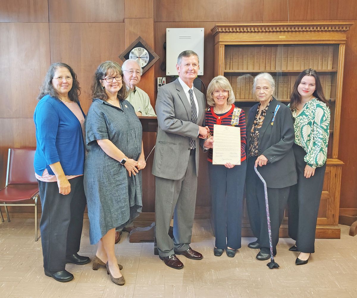 County Commissioners sign proclamation