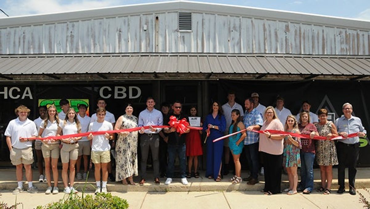 Delta Brothers holds ribbon cutting Monday
