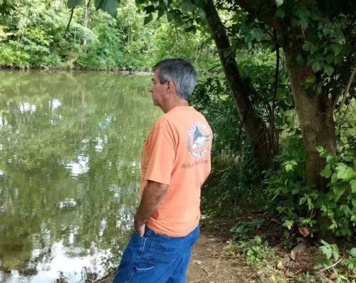 Larry E. Godwin